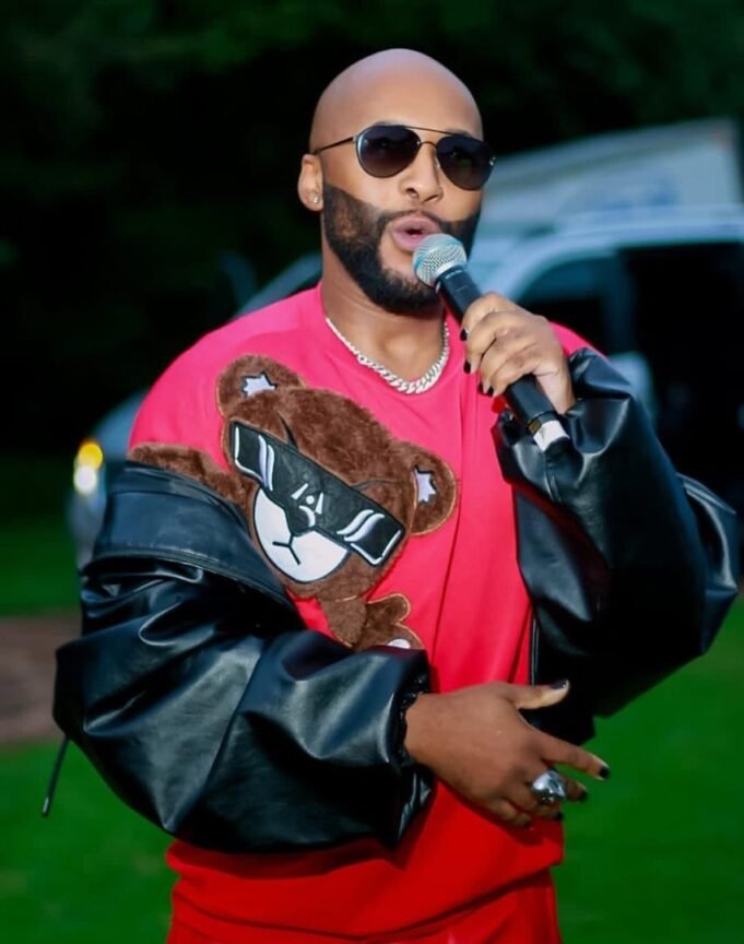 Vusi Nova heals hearts with new single ‘Phendula’ | Mzansi Stars